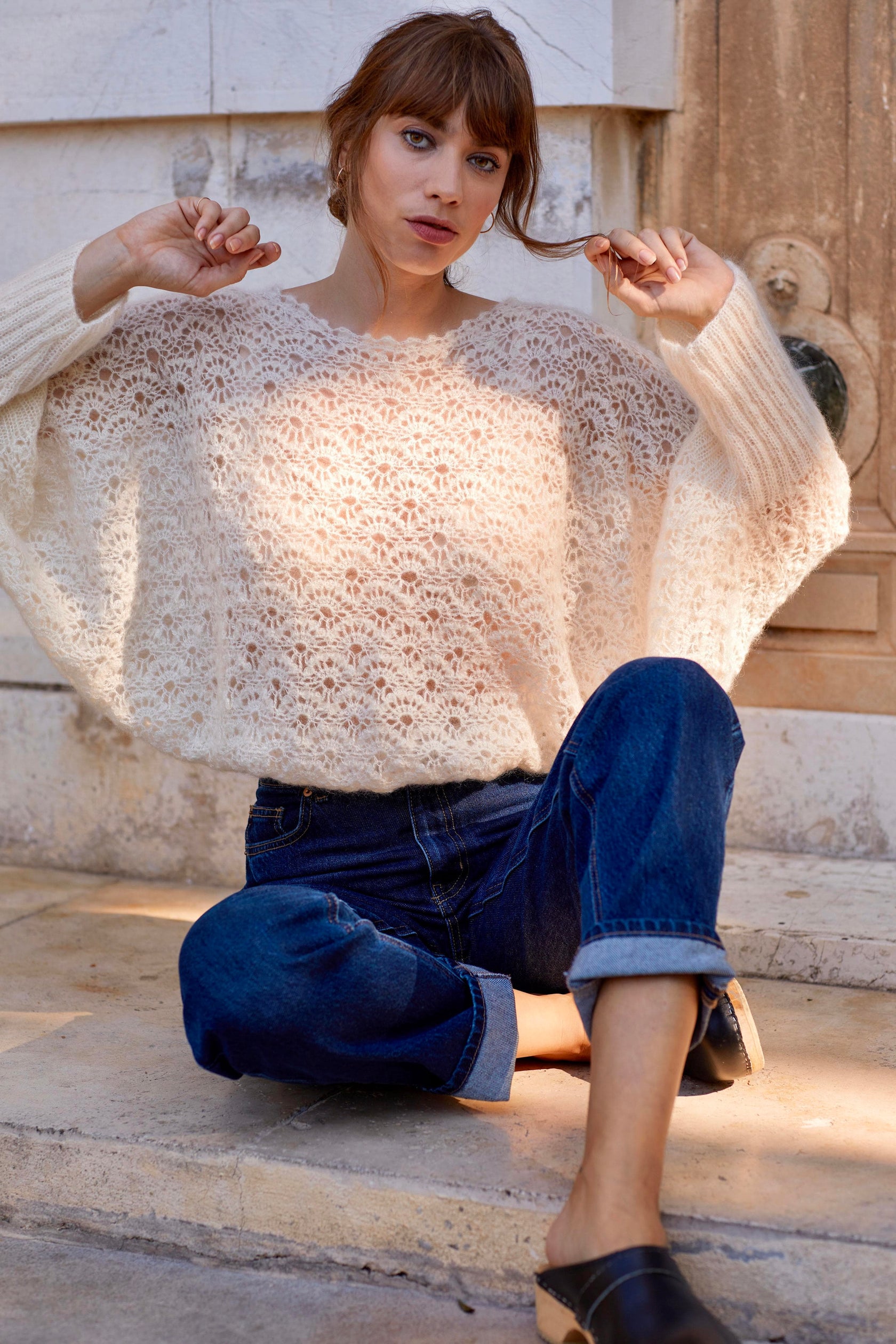 Pull manches chauve-souris ajouré à réaliser au crochet. – Anny Blatt